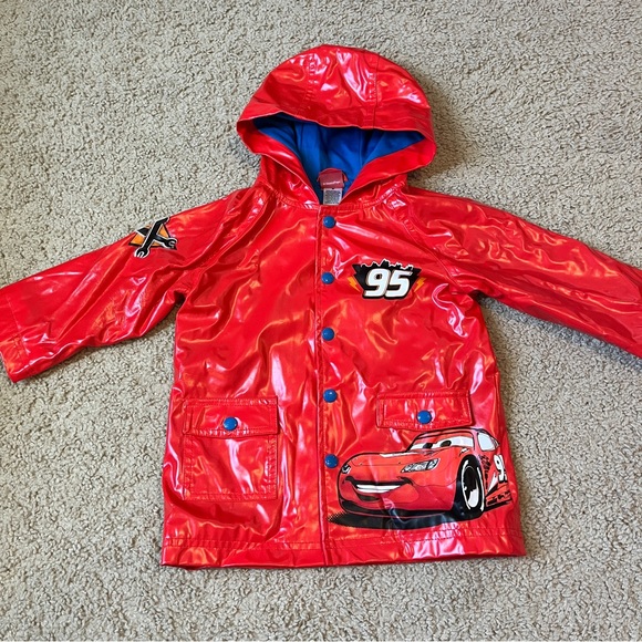 Disney | Jackets & Coats | Disney Pixar Cars 2t Lightening Mcqueen Rain ...